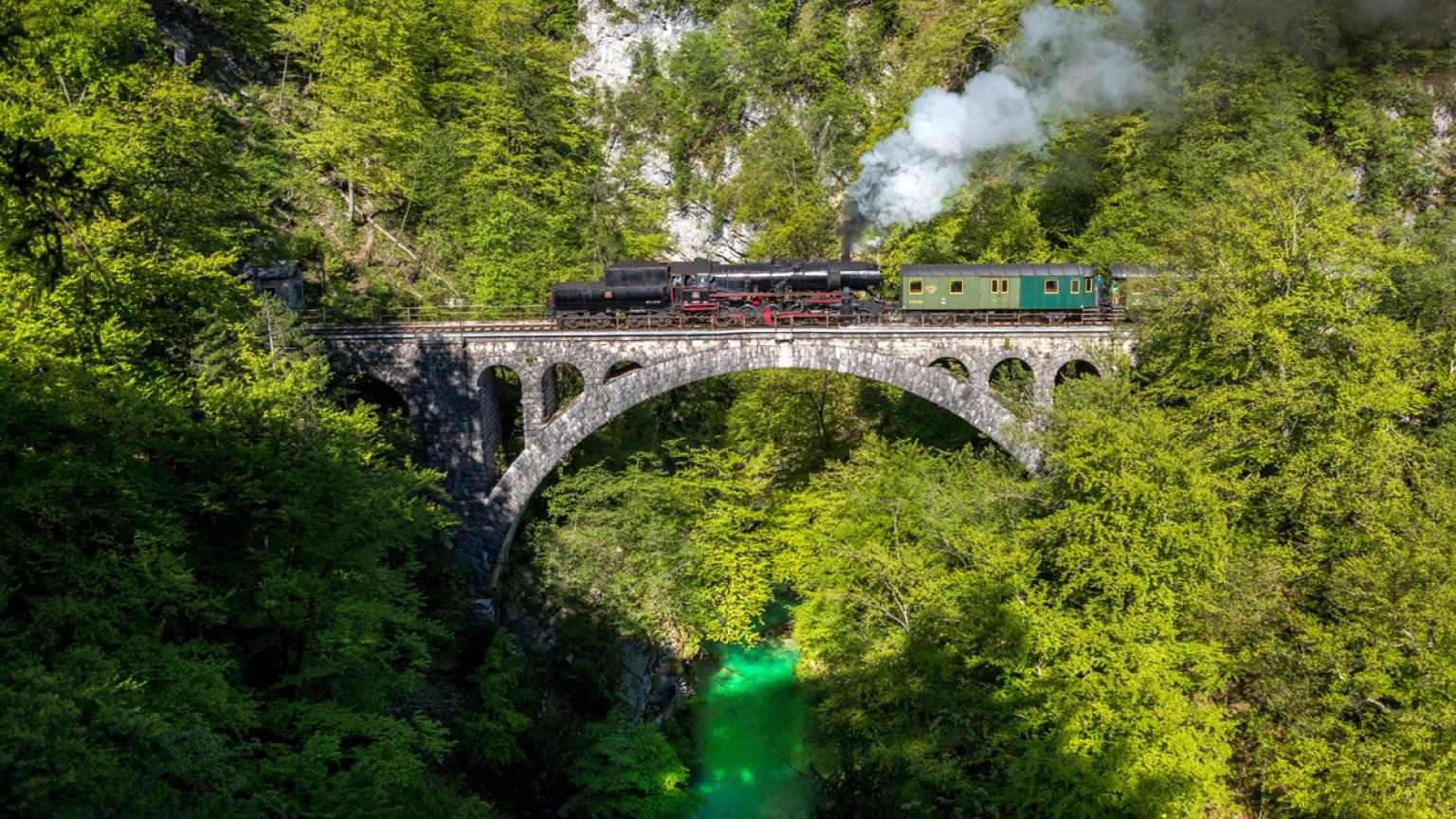 Un recorrido por Eslovenia en tren - LonelyPlanet